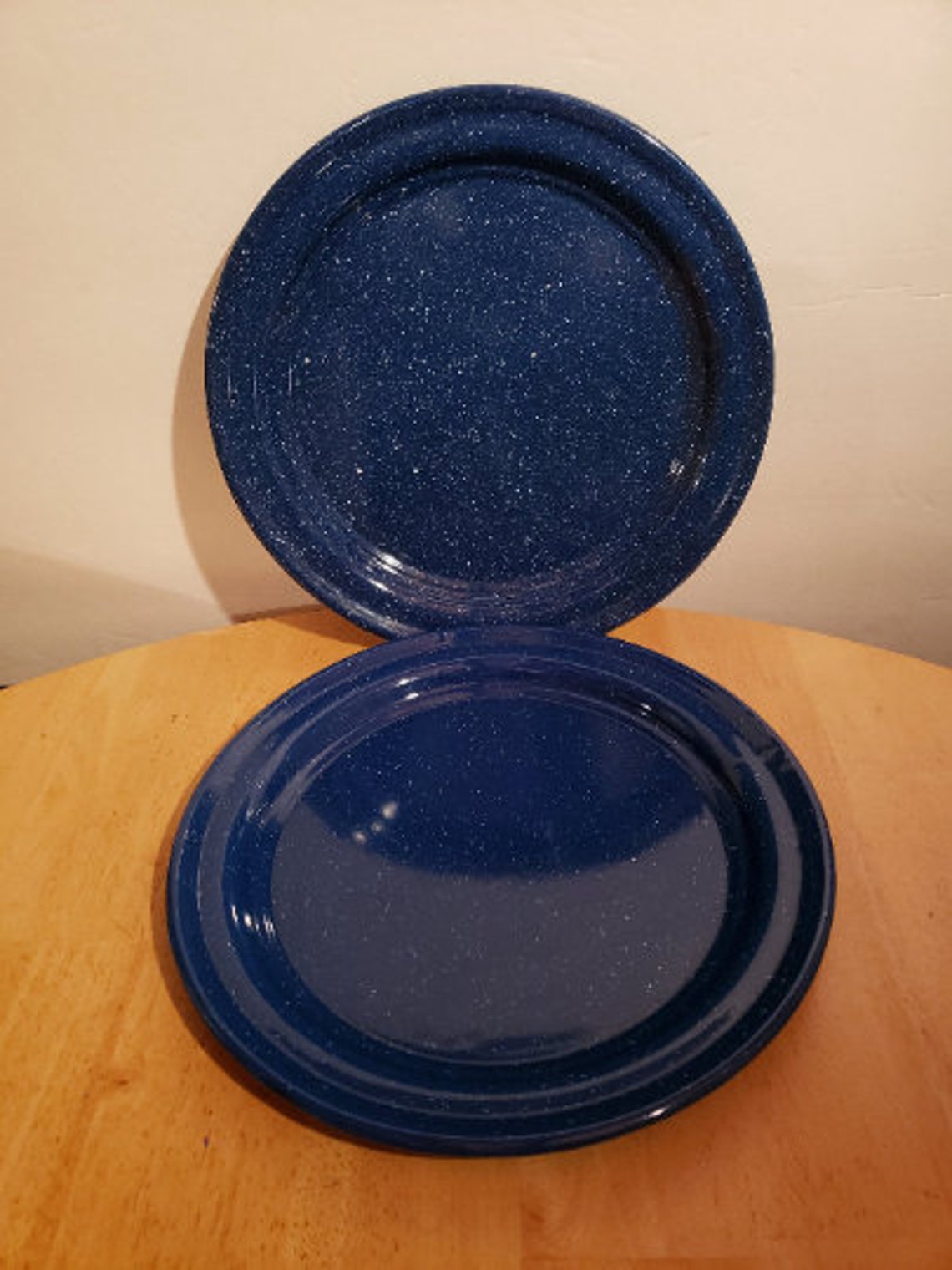 Vintage Set of 2 Blue Enamelware Plates - Etsy