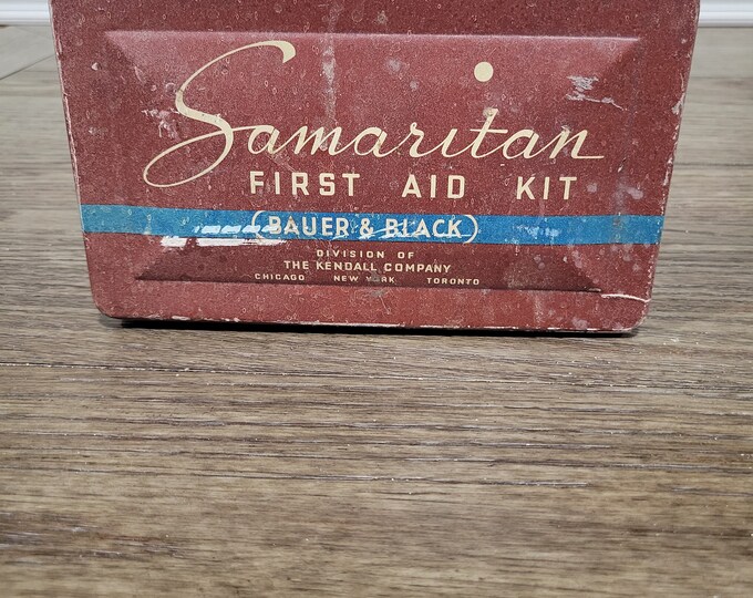 Vintage Samaritan First Aid Kit With Supplies - Etsy