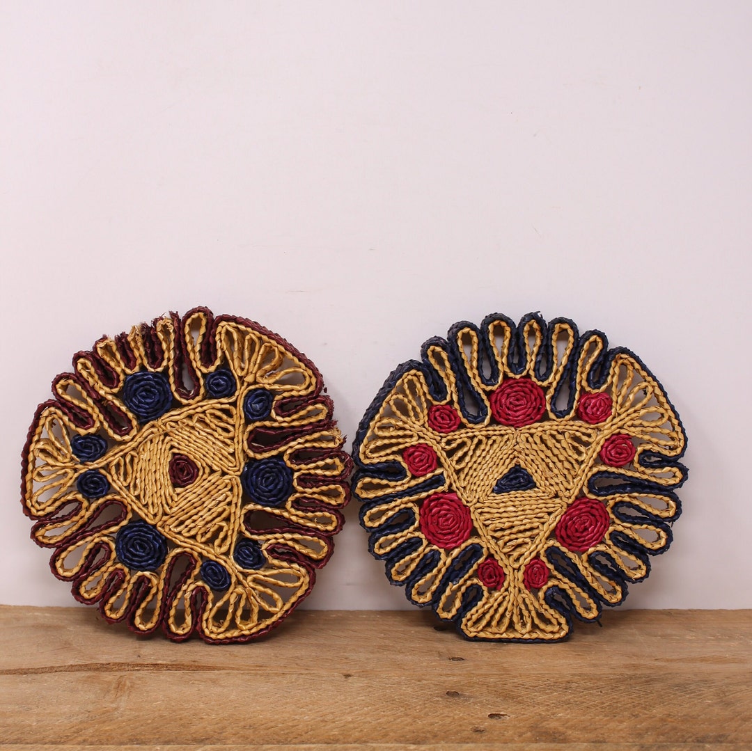 2 Vintage Woven Raffia - Triangle Design Trivets - Etsy