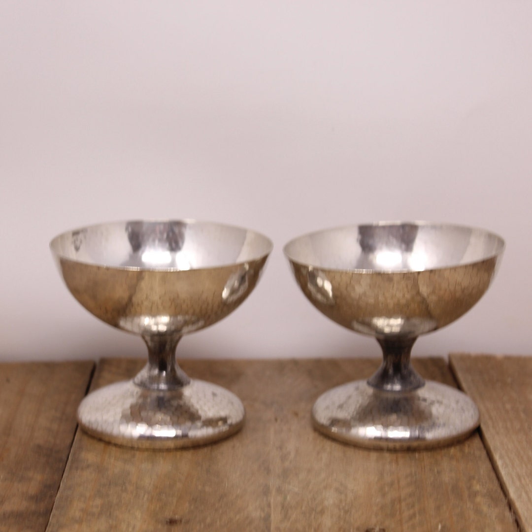 2 Antique Hammered Benedict "indestructo" Silver Plated Ice Cream Bowls ...