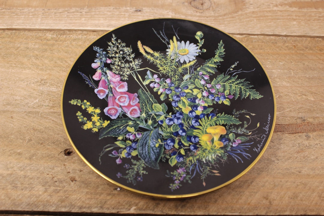 1991 Schumann Germany Floral Porcelain Plate "heidelbeeren Im Unterholz ...