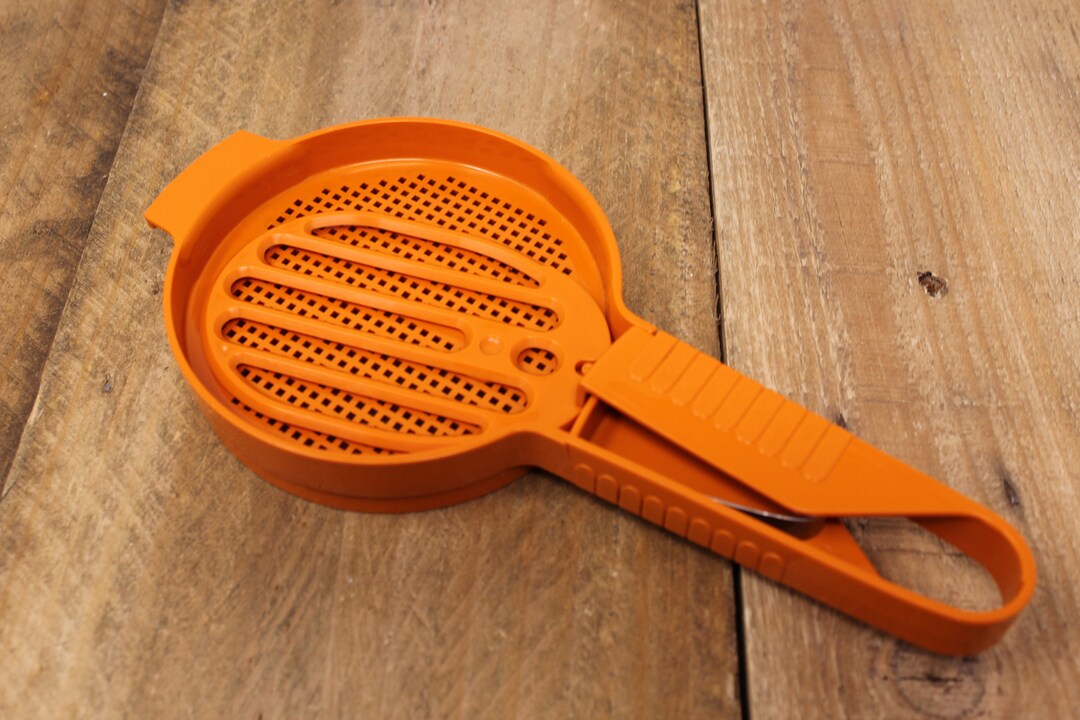 Vintage Tupperware Sifter / Icing Sugar Duster - Harvest Orange - Etsy ...