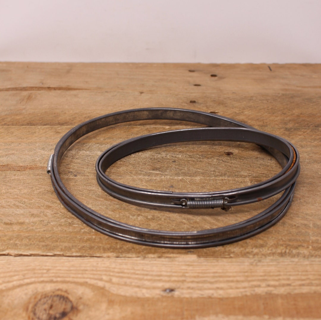 2 Vintage Oval & Round - Metal Embroidery Hoops / Cross Stitch Frames ...
