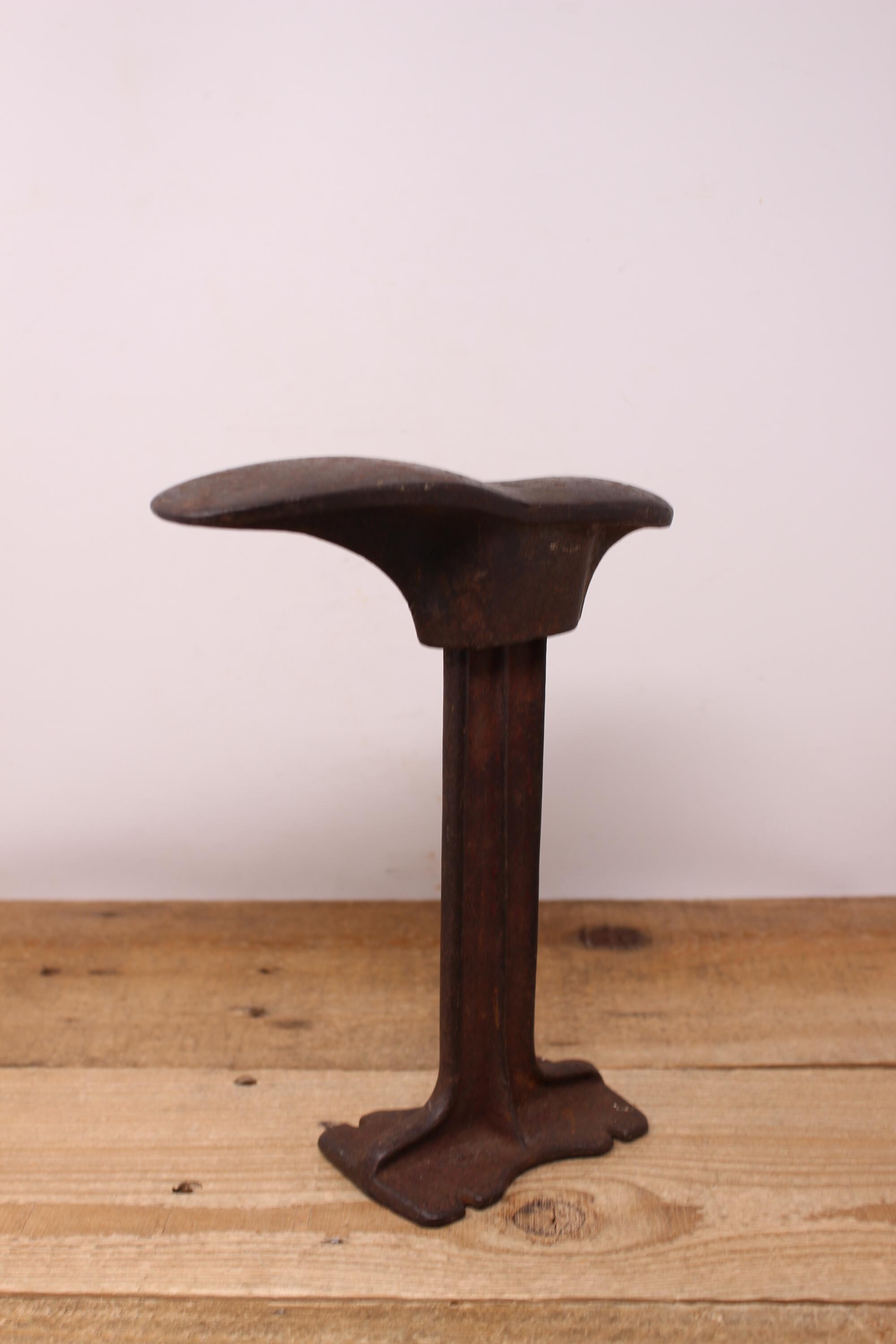 Antique Cast Iron Children's Shoe Last: Cobbler's Anvil Stand - Etsy
