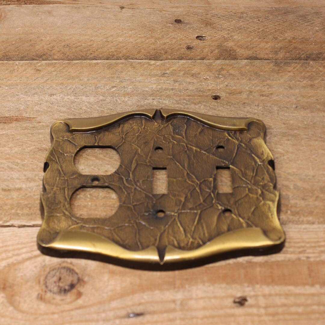 Vintage Amerock Carriage House - Switch Plate / Outlet Cover - Brass ...