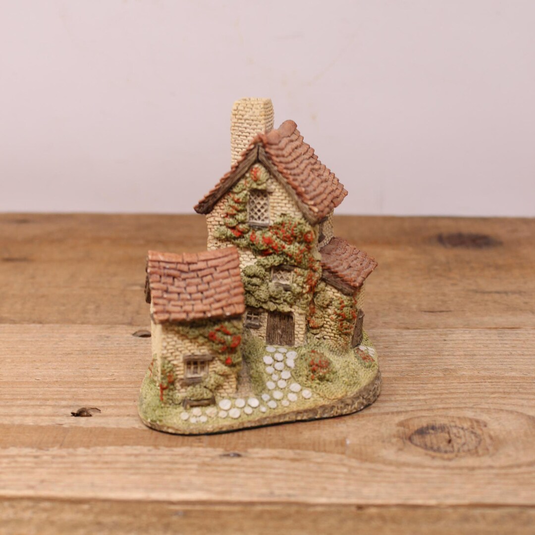 Ivy Cottage by David Winters — 1982 - "at the Center of the Village ...