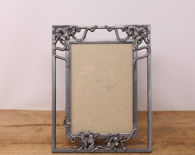 Vintage Pewter Color - Floral Design Picture Frame - 5" X 7" Photo ...