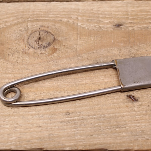 Large Brass Vintage Safety Pin - Etsy