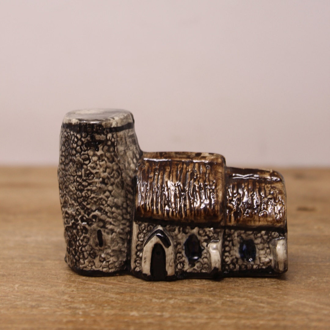 Vintage Britain in Miniature - Countryside Collection No. 7 - Round ...