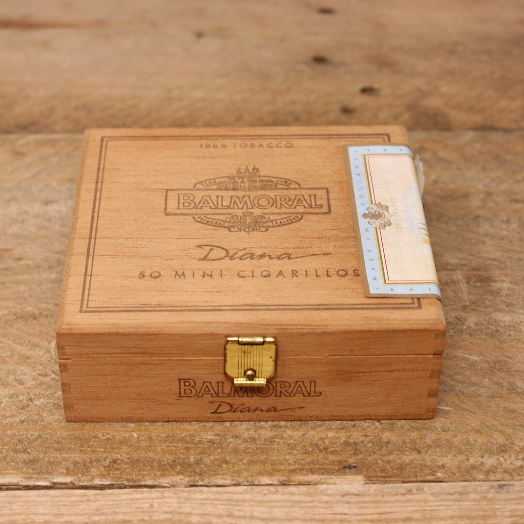 Vintage Balmoral Diane Cedar Wood Cigarillo Box Holland empty - Etsy