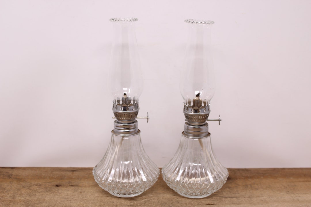 2 Vintage Lamplight Farms Oil Lamps With Glass Lamp Base and Clear ...