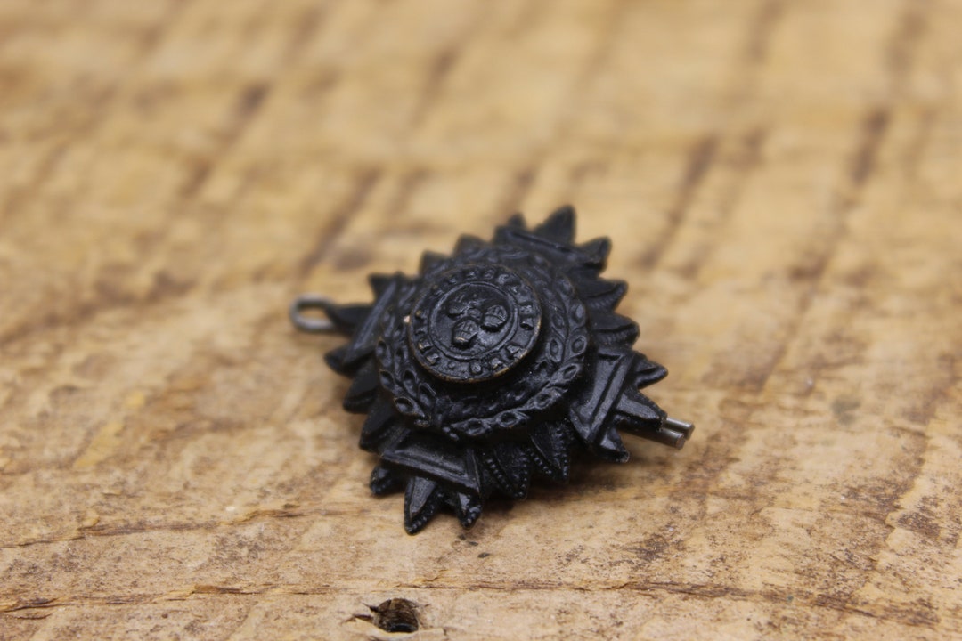 British Epaulet Pip Rank Badge tria Juncta in Uno - Etsy