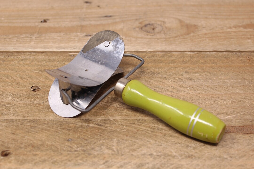 Vintage Nutbrown Rotating Biscuit / Pastry Cutter - Green Wooden Handle ...
