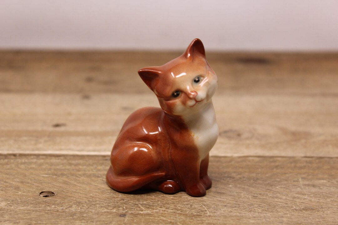 Vintage Beswick Cat Figurine - Made in England - Etsy