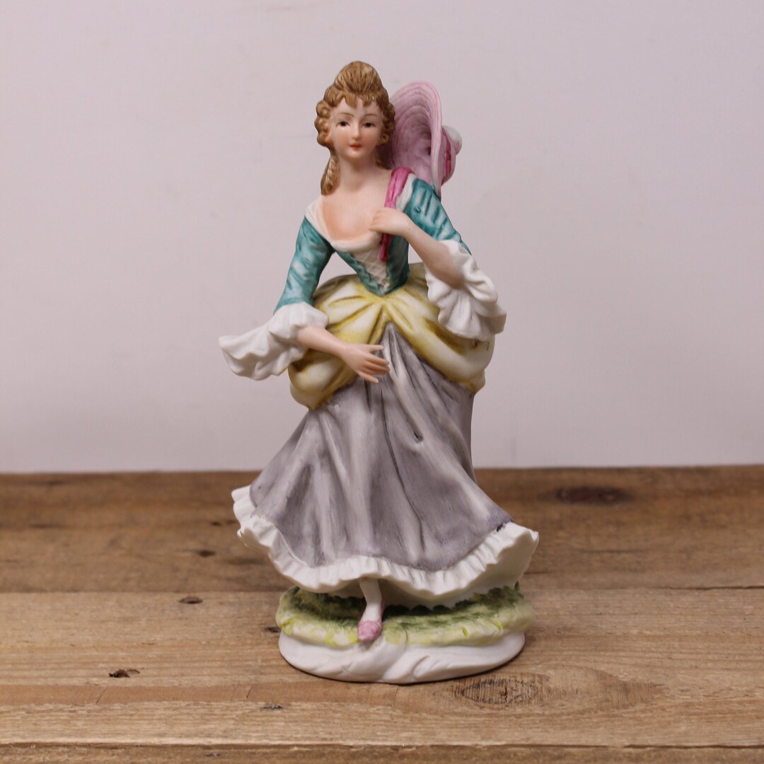 Vintage Lefton "mildred" Hand Painted Colonial Woman Figurine - 3046 - Etsy