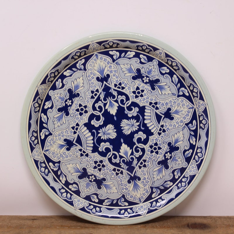 Round Metal Tray - Etsy