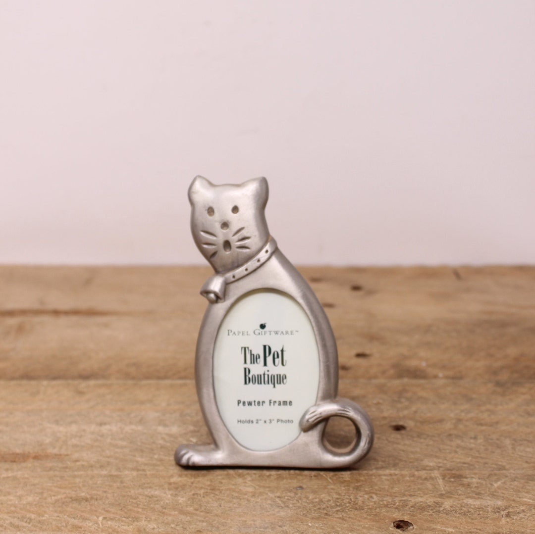 Vintage Cat Shaped Pewter Frame / Photo Frame - 2"x 3" Photos - Etsy