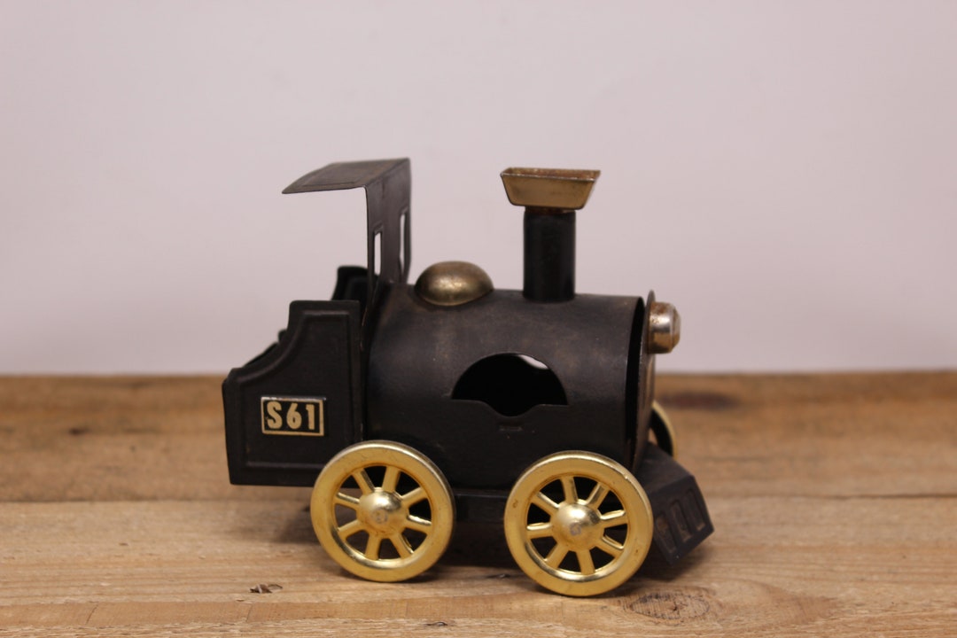 Vintage Train Shaped Ashtray With Matchbox Holder - Etsy