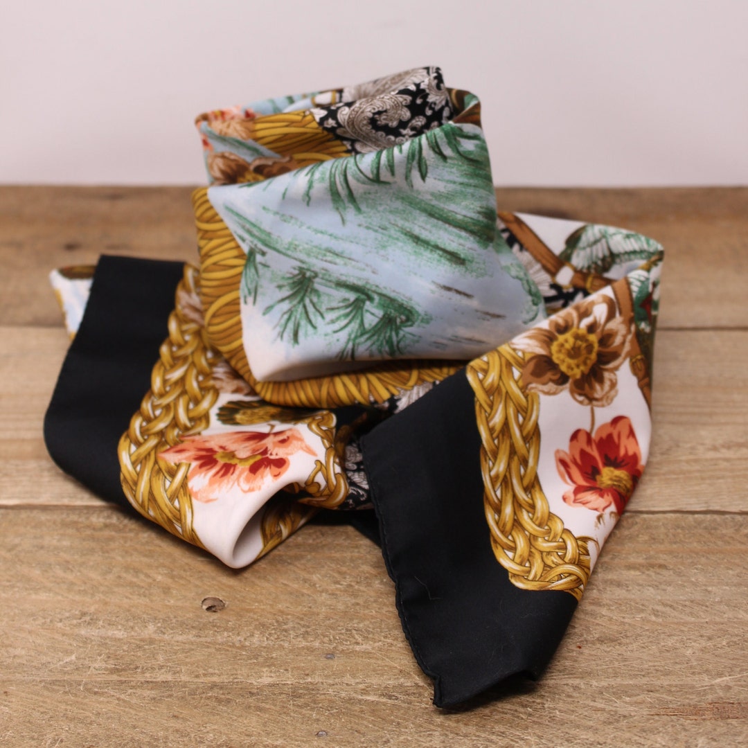 Art of Scarf - Tie Rack - Colorful Duck Design Square Scarf - 34 Inches ...