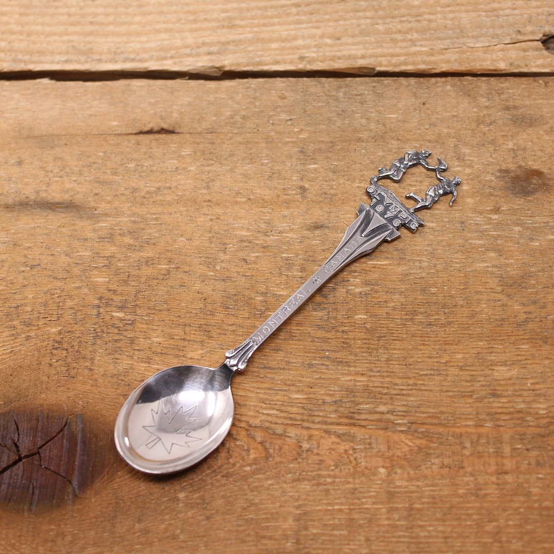 Vintage "passing the Torch" Montreal 1976 - Olympics - Commemorative ...