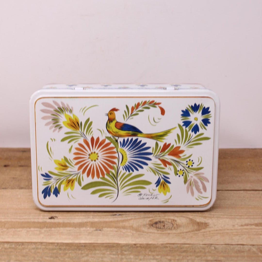 Vintage Henriot Quimper Rectangle Biscuit Tin by Massilly in France - Etsy