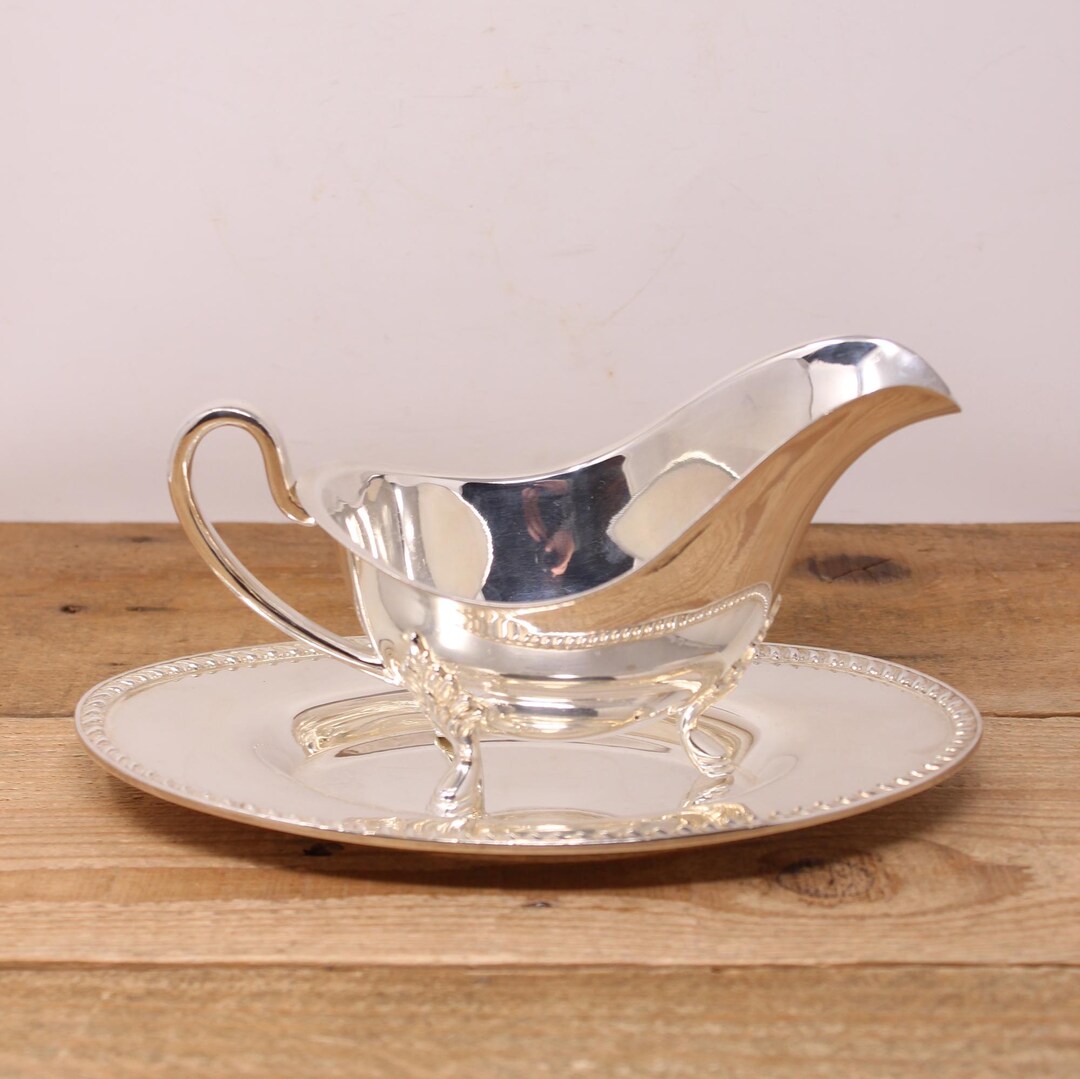 Vintage Wm. Rogers - Fancy Silver Plate Gravy Boat With Underplate ...
