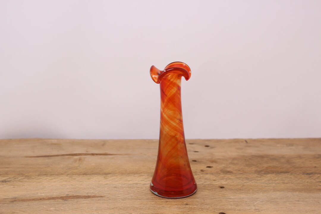 Vintage Red / Orange Art Glass Vase With Ruffled Neck - Etsy