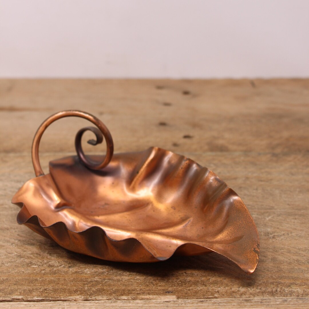 Vintage Gregorian Copper Hammered Leaf Design Trinket Dish With Fluted ...