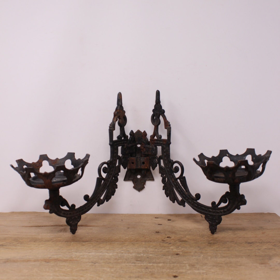 Antique Cast Iron Early American Double Swivel Oil Lamp Wall Bracket ...