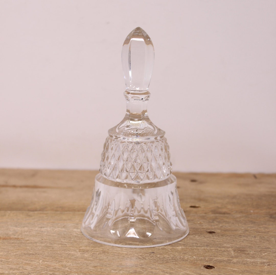 Vintage Clear Crystal Dinner Bell - Diamond Point and Olive Design - Etsy