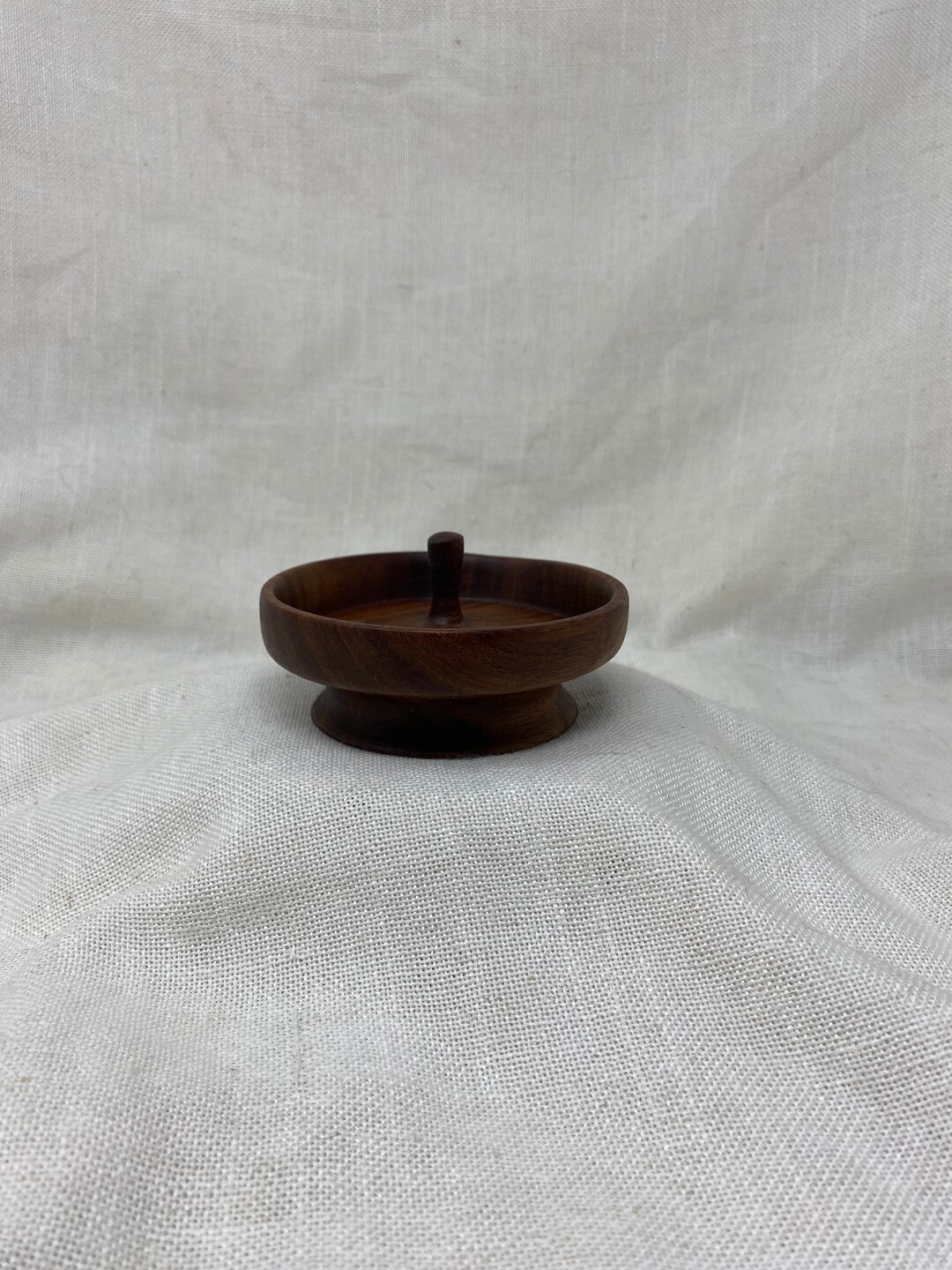Hand Turned Walnut Jewelry/ring Dish - Etsy