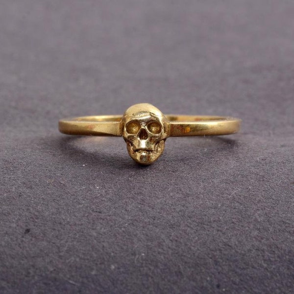 Horror Wedding Ring - Etsy