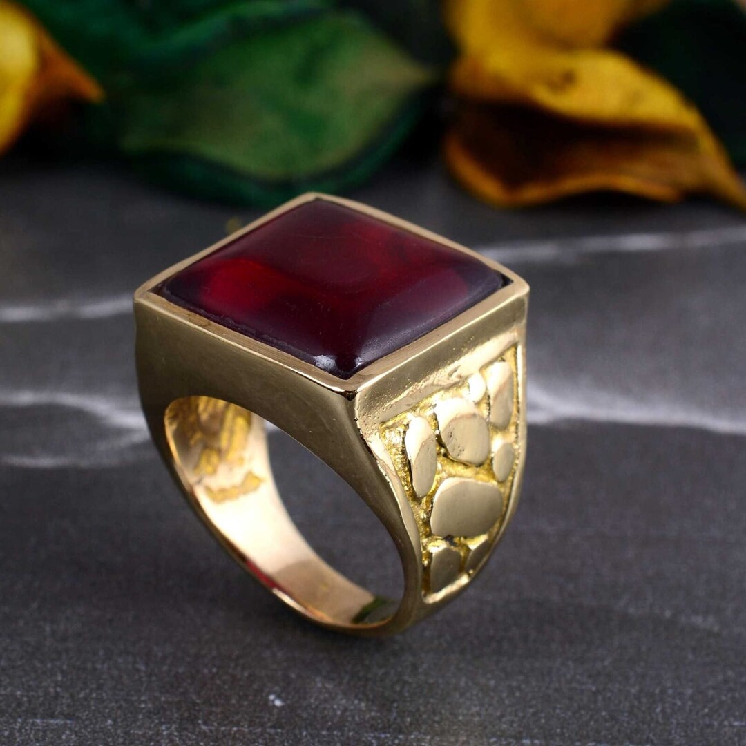 14k Gold Garnet Ring, January Birthstone, Handmade - Etsy