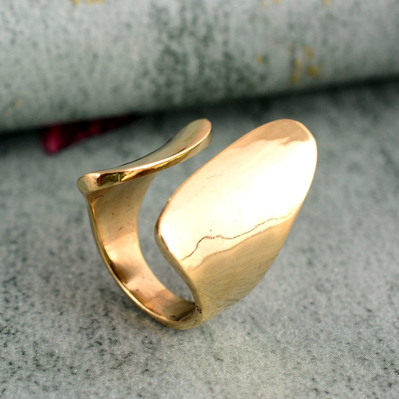 Big Gold Ring - Etsy