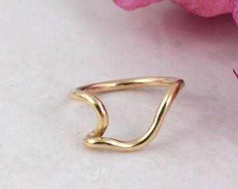 Wave Shaped Ring - Etsy