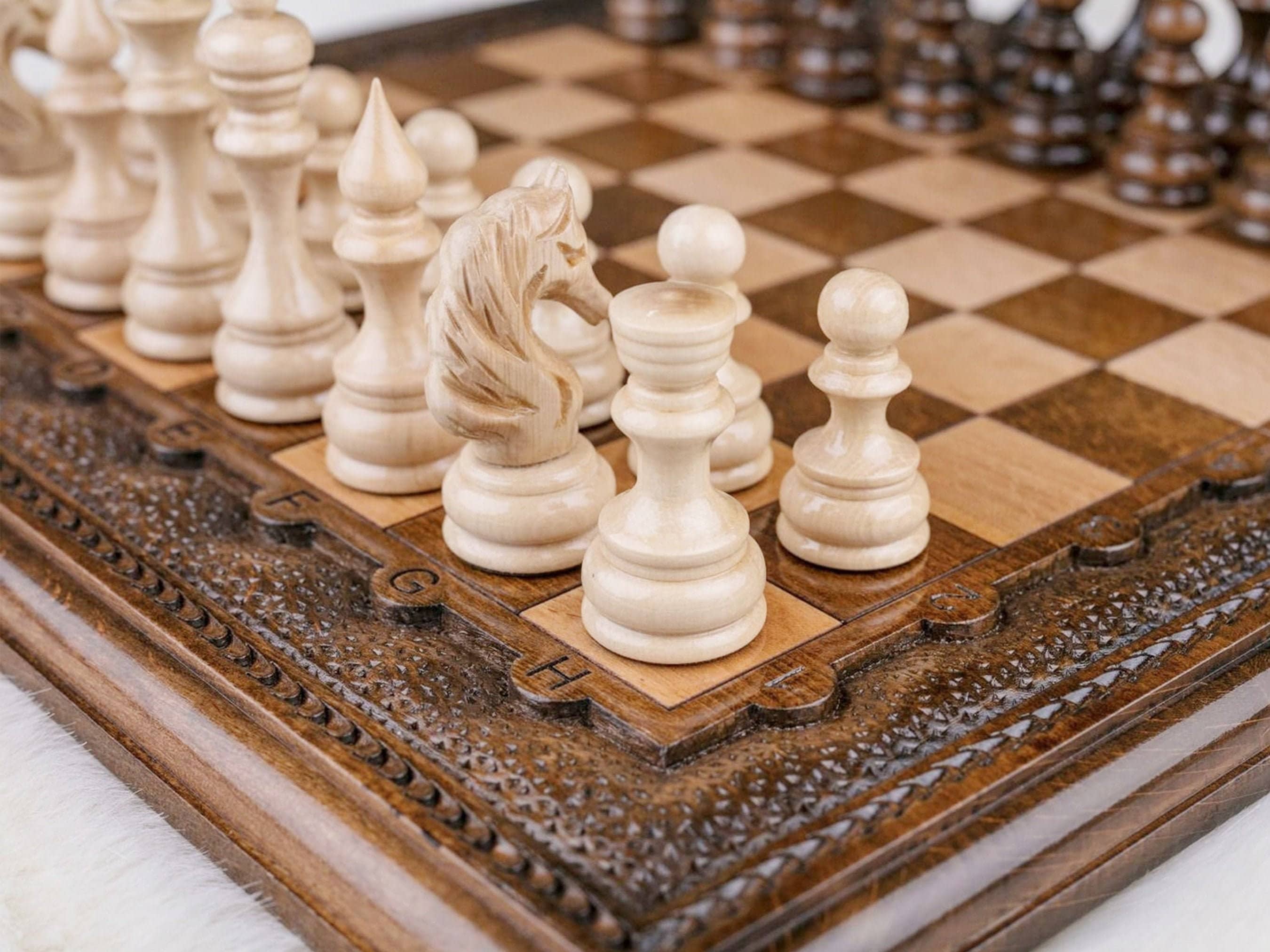 Juego de ajedrez clásico Tablero de ajedrez tallado | Etsy