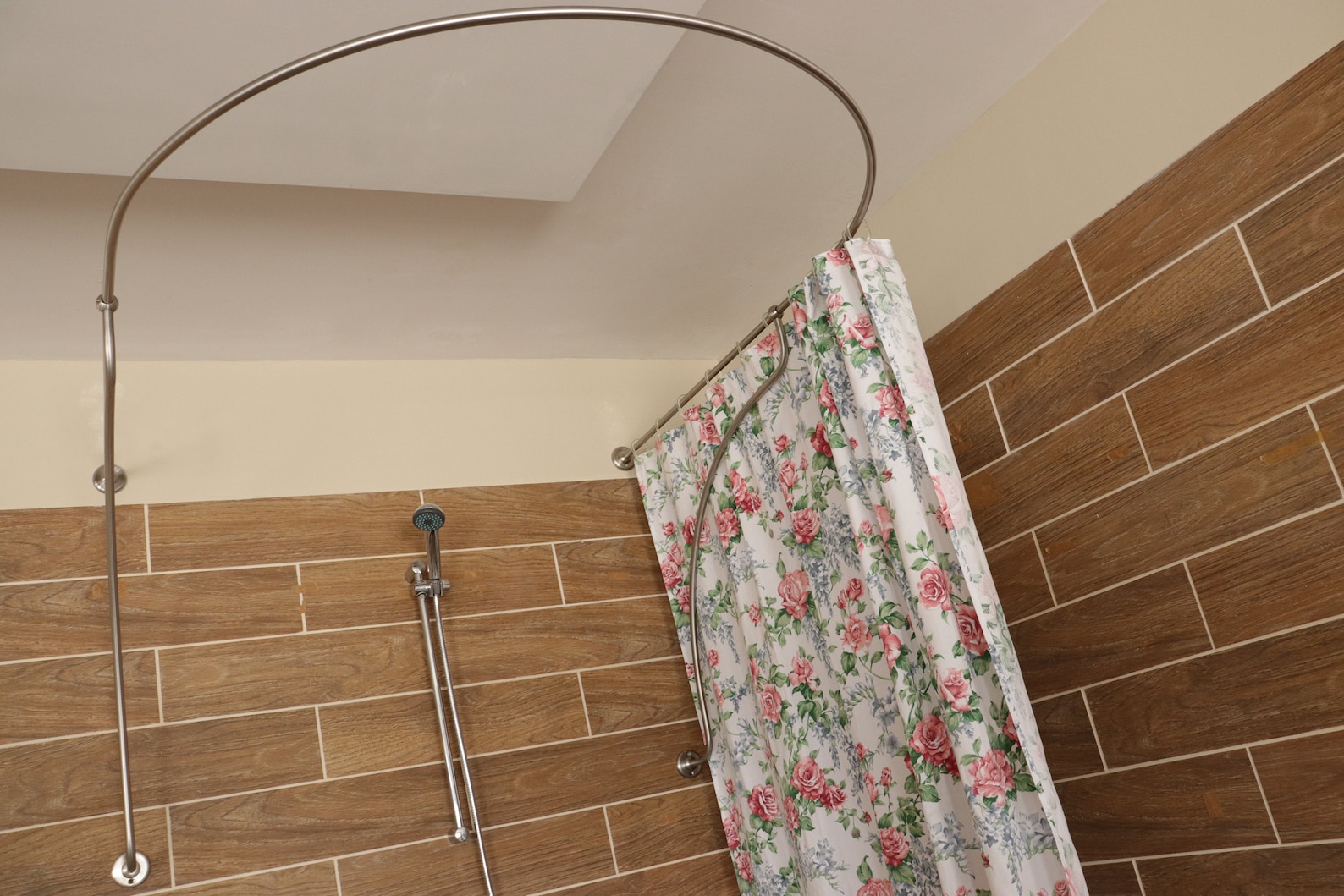 U-shaped Shower Curtain Rod for Bathroom, Fitting and Dressing Room for ...