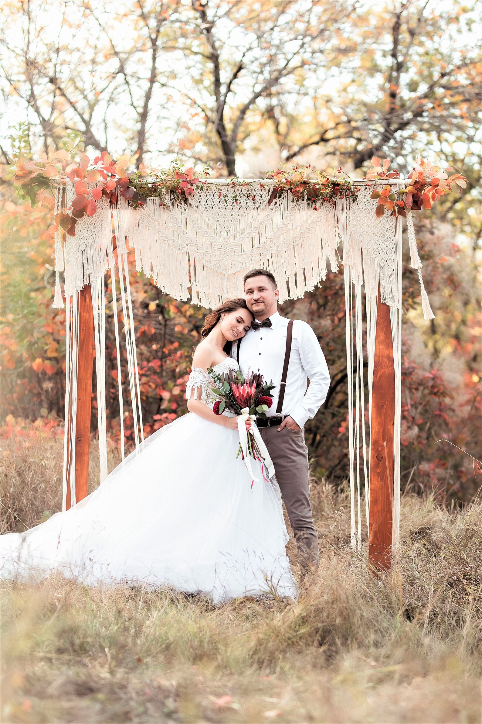 Macrame wedding arch Helf Lenght Boho wedding macrame backdrop | Etsy