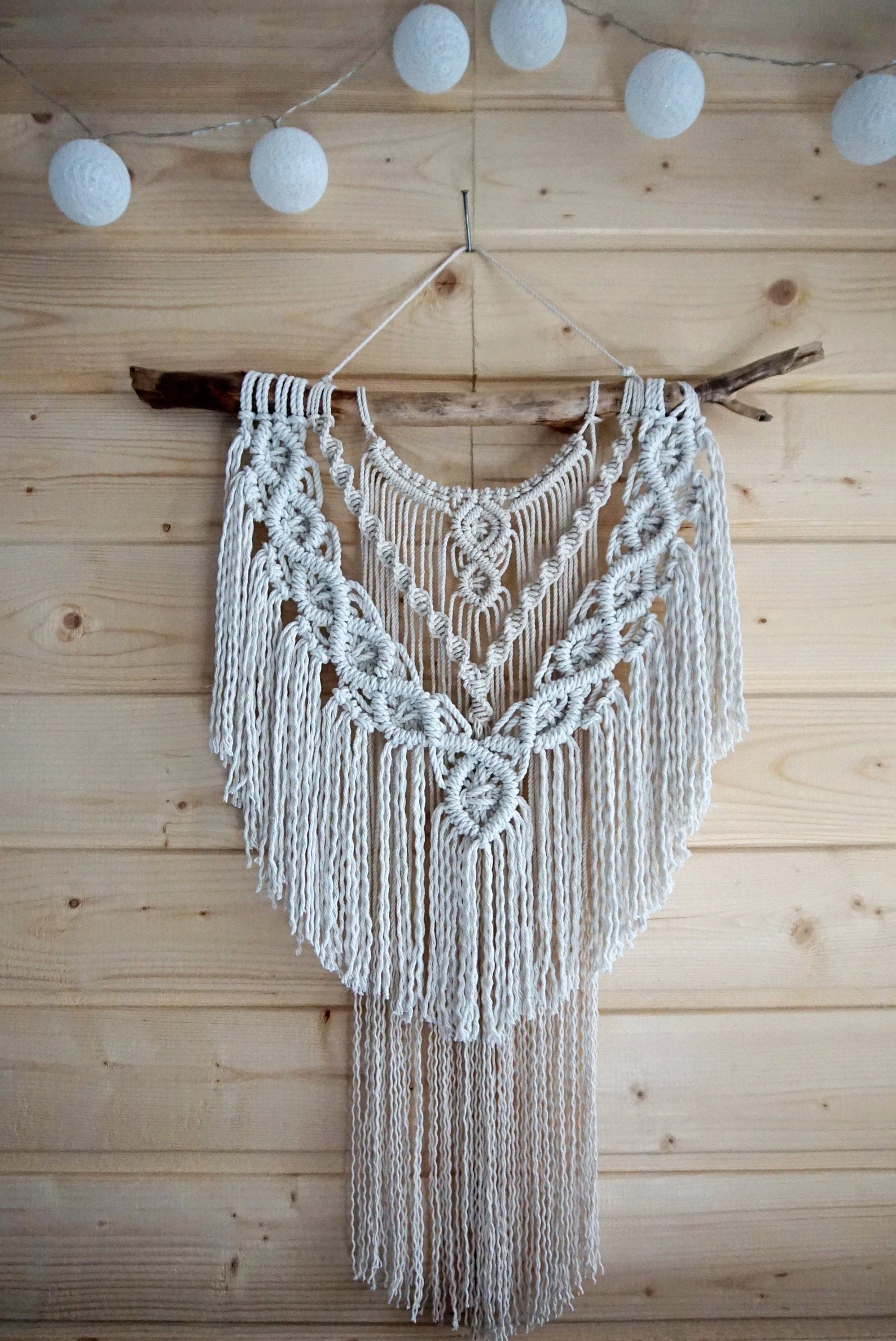 Macrame wall hanging Bohemian macrame decor Boho wall | Etsy