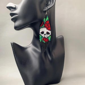 PDF Beaded Skull Fringe Earrings Pattern - Halloween Bead Rose Skull ...