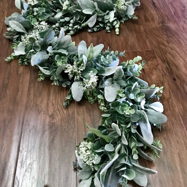 Garland Cake Table - Etsy