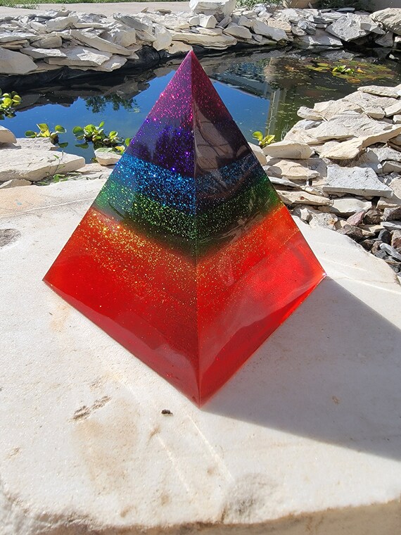 Rainbow Chakra Resin Pyramid - Etsy