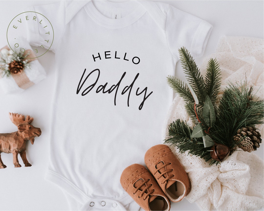 Hello Daddy Onesie®, Pregnancy Announcement to Husband, Baby ...