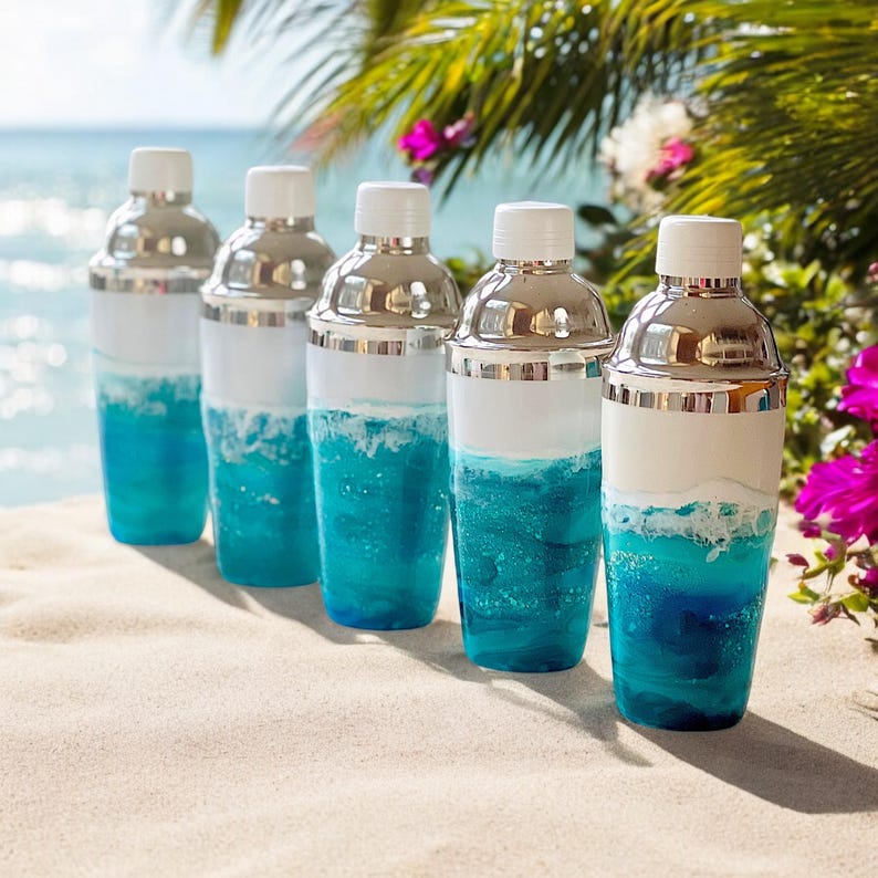 Cocktail Shaker for Beach Lovers, Unique Cobbler Martini Shaker ...