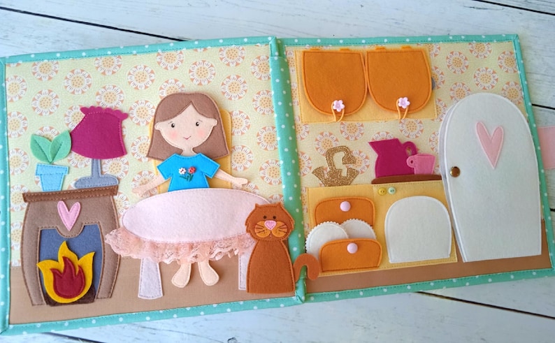 DOLLHOUSE Quiet Book PDF Pattern, Felt Doll With Clothes, Diy Quiet ...