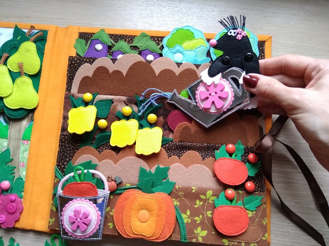 MOLE'S GARDEN Quiet Book PDF Pattern & Tutorial Diy Quiet - Etsy