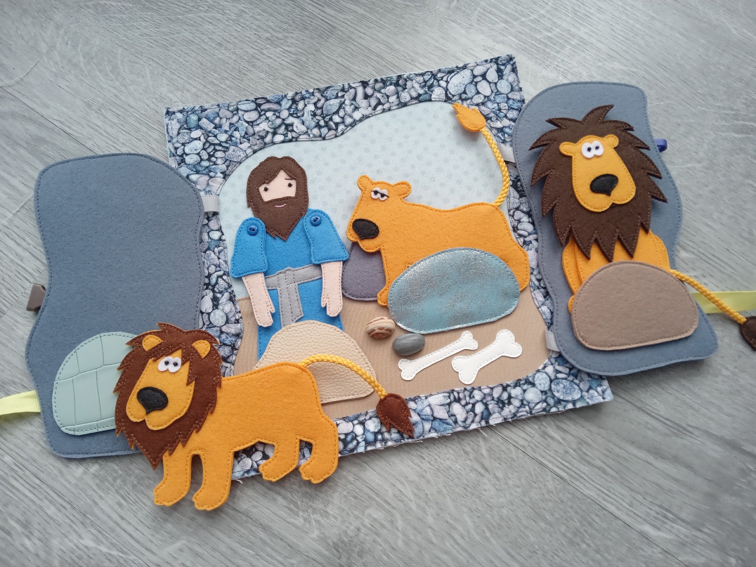 Daniel in the Lions Den, BIBLE STORIES Quiet Book Pattern, Toddler Busy ...