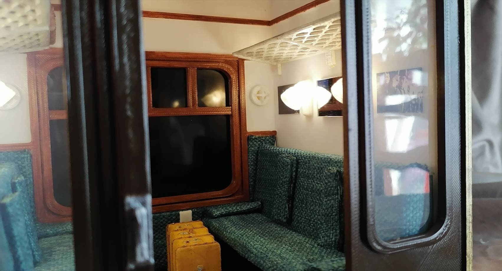 Harry Potter Hogwarts Train Inside