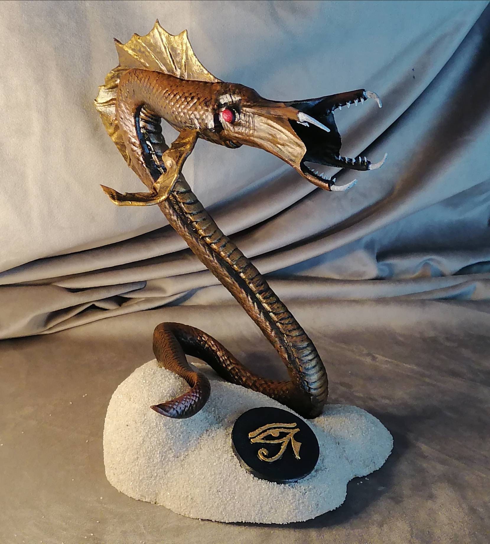 Goa'uld Symbiote Figurine Custom Stargate | Etsy