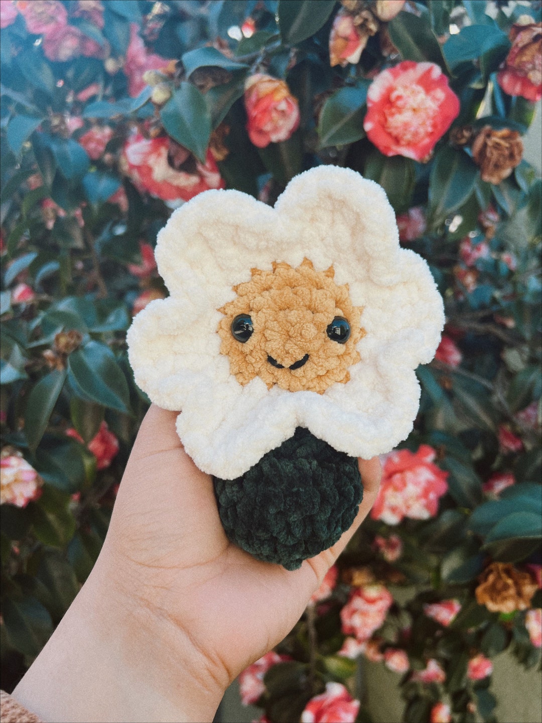The Daisy Plushie - Etsy